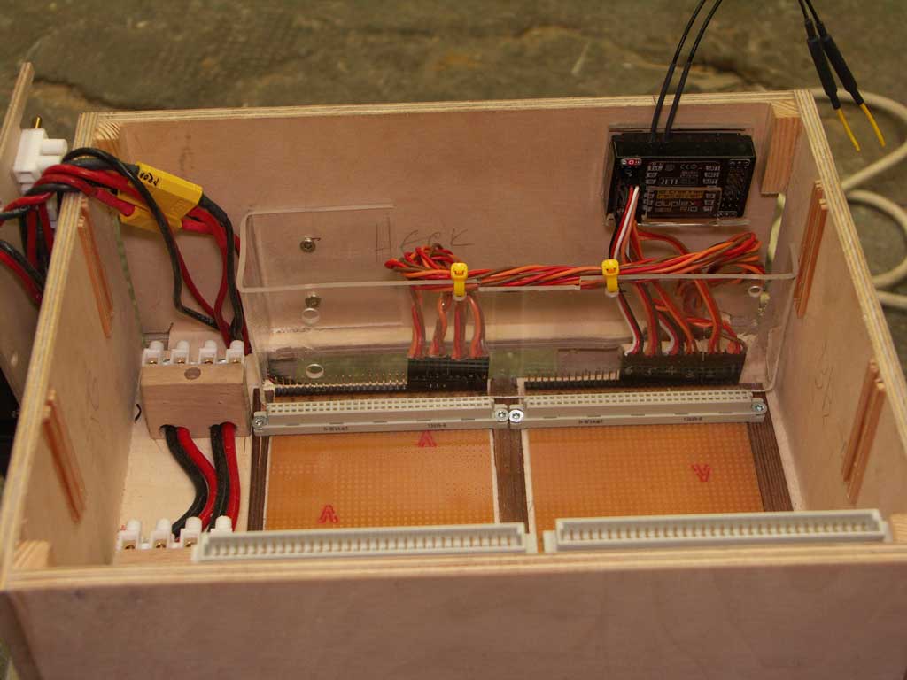 791 Elektrik Umbau: Fernsteuer-Kiste Verkabelung Empfänger - Useralben ...